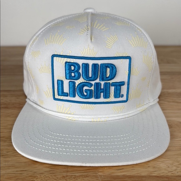 Accessories | New Bud Light Snapback Hat White And Blue | Poshmark